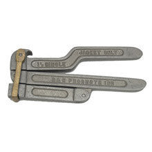 Wildland Fire Fighting Hose Clamp 1 Inch to 1.5 Inch | Fire Etc